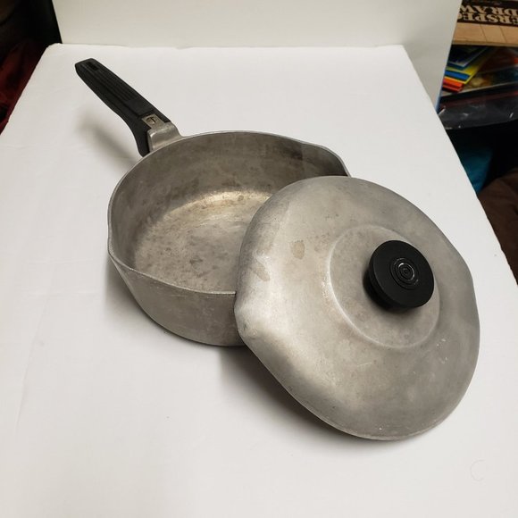 Wagnerware Magnalite | Kitchen | Vintage Wagner Ware Sidney Magnalite ...